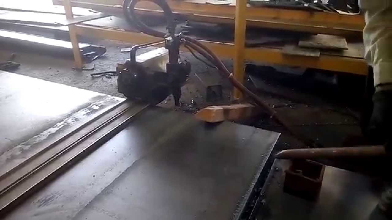 Pug Machine - Profile Gas Cutting - YouTube