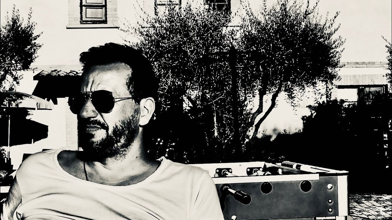 Artist Dario Pizzano | Portfolio | Porträt I Statement - YouTube