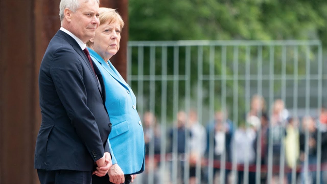 Merkel seen shaking for third time in a month - YouTube
