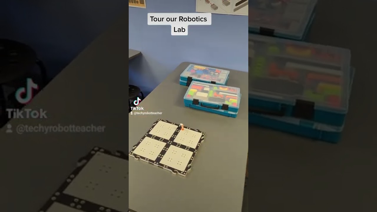 New Robotics Lab Tour - YouTube