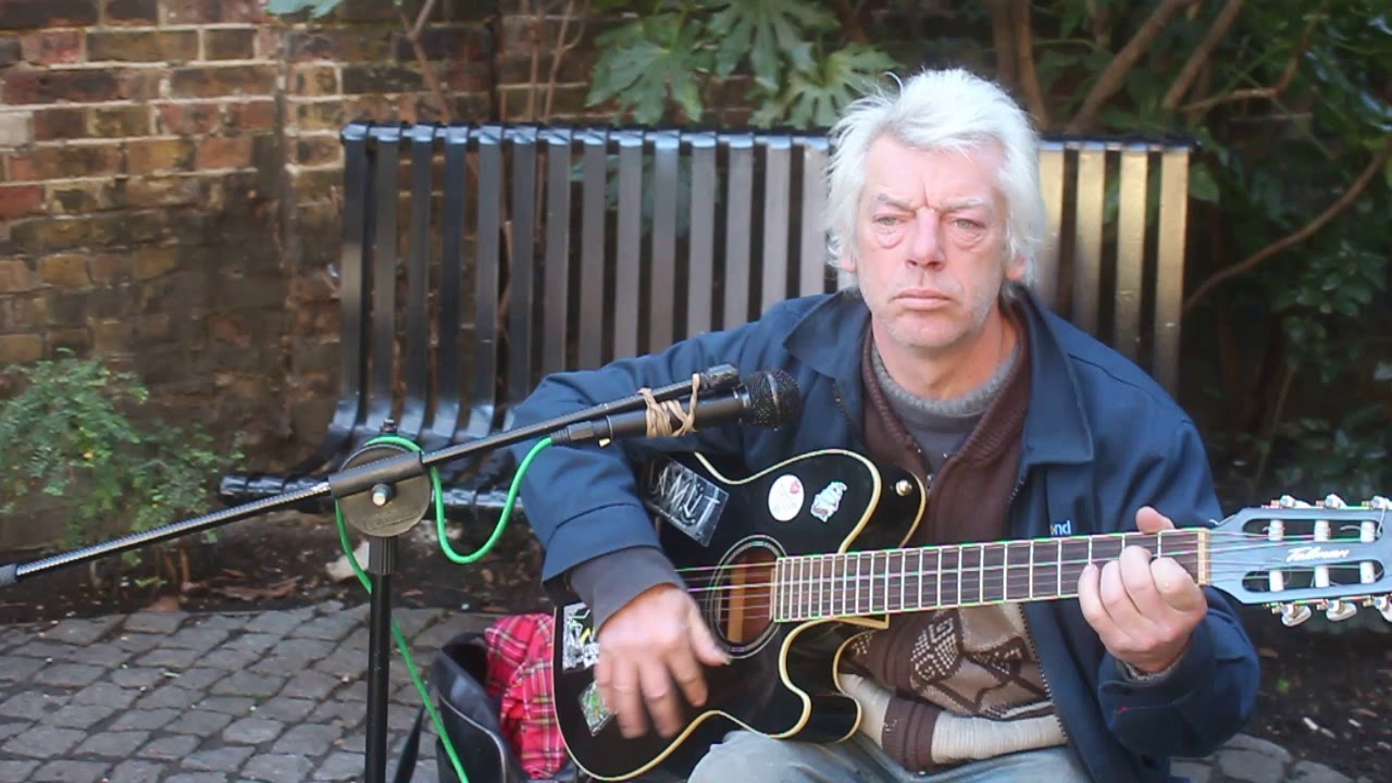 Steve Broe, Achway Busker extraordinaire - YouTube