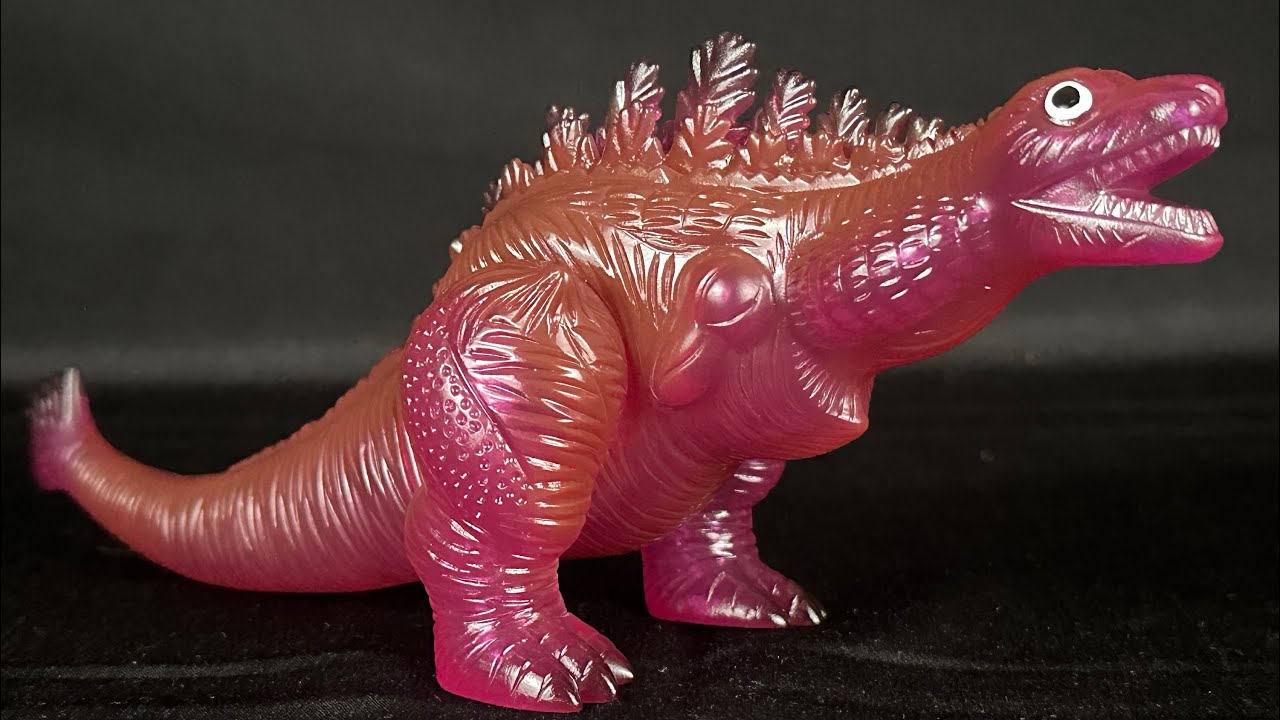 Marusan 350 Shin Godzilla 2nd Form (Kamata-kun) *Wine Red Colorway* Sofubi Showcase - YouTube