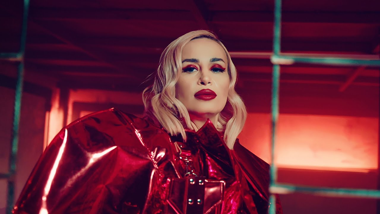 DEMET ELLOO - Tek Tabanca (Official Video) - YouTube Music