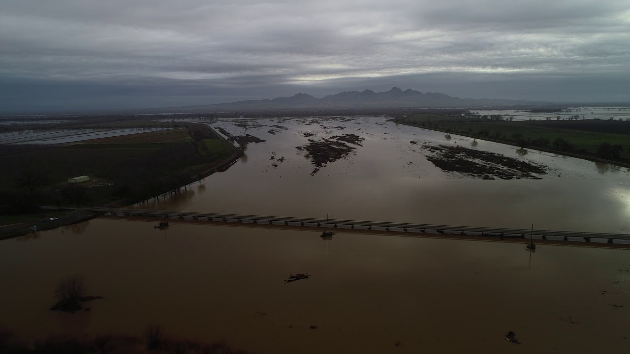 Aerial View of Colusa Weir - YouTube
