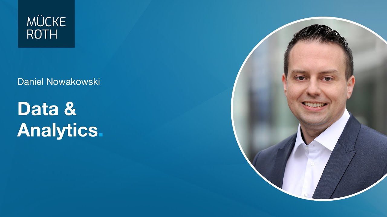 Daniel Nowakowski - Data & Analytics - YouTube
