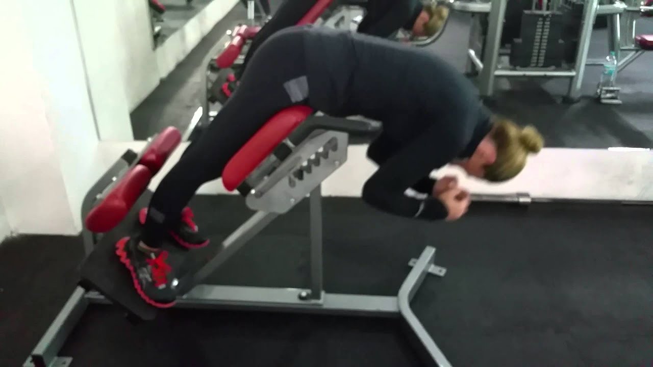 Hyperextensiones para glúteo - YouTube