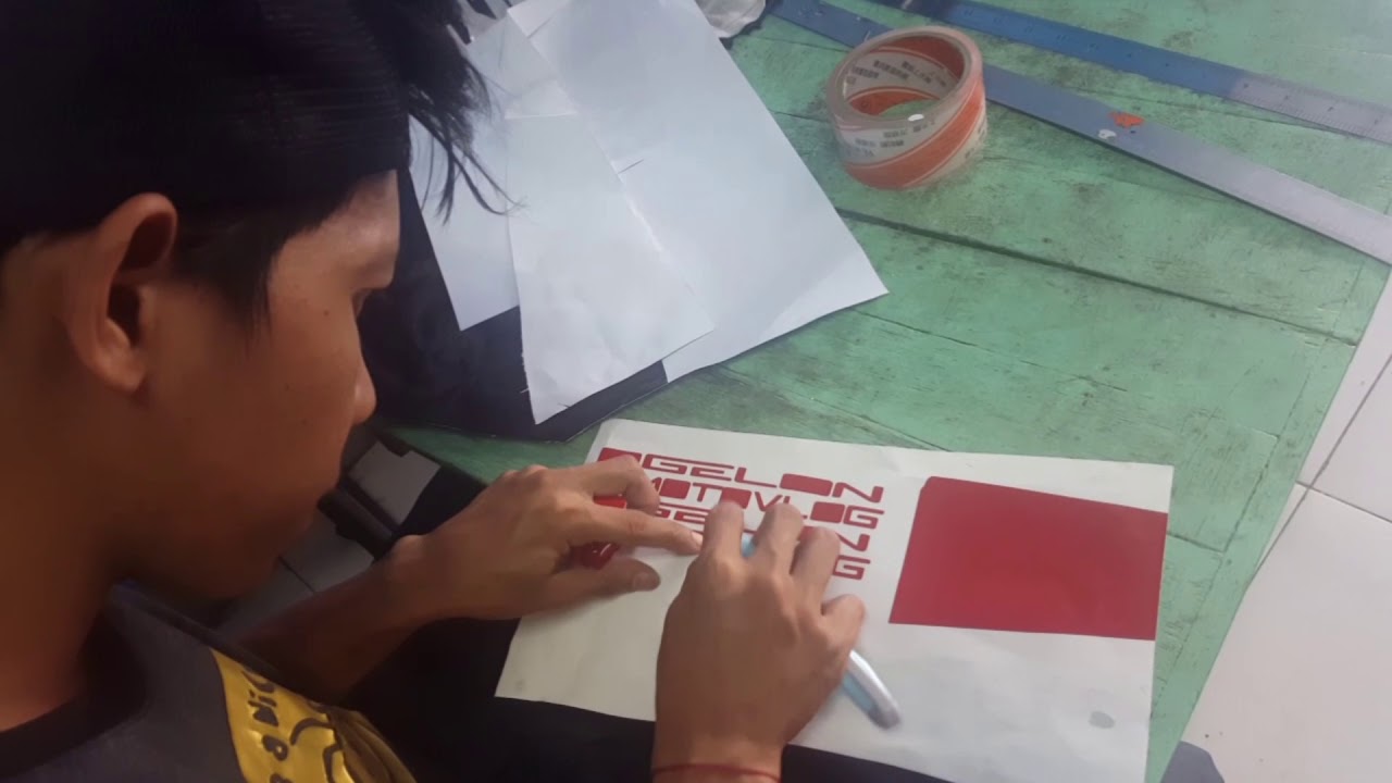 Sticker decal making | GELON MOTOVLOG sticker - YouTube