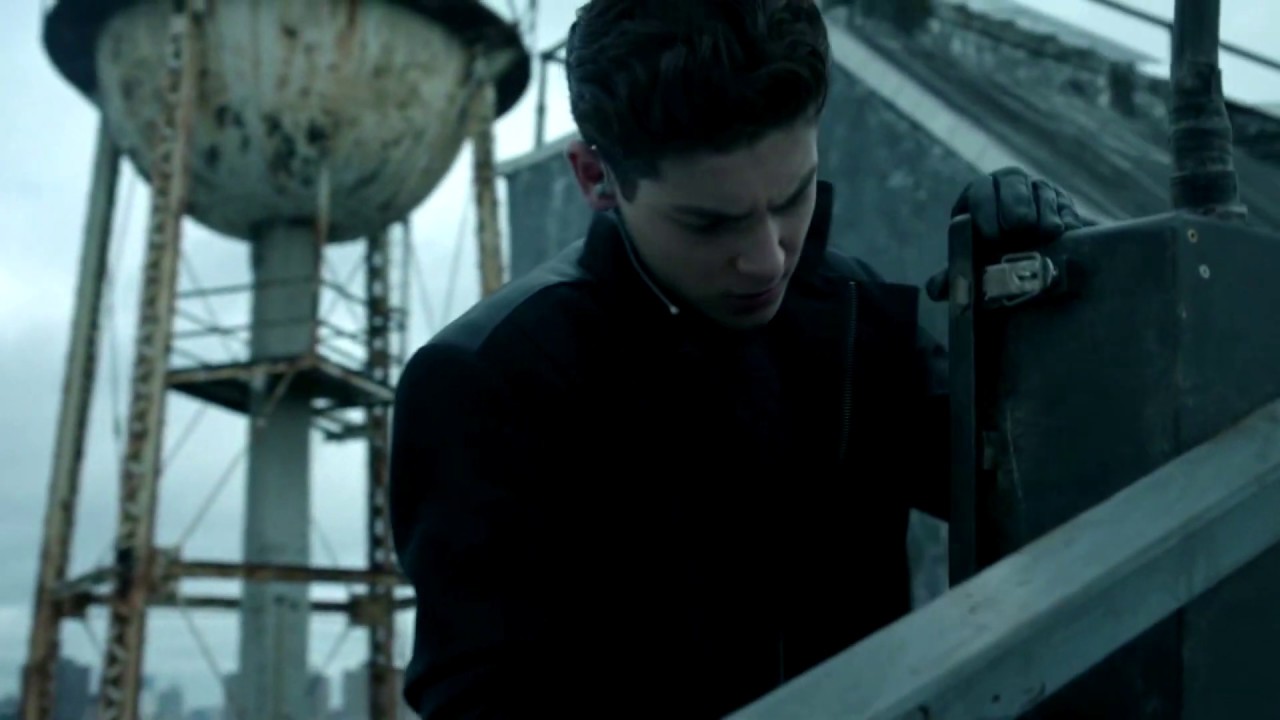 "Badass" Bruce Wayne - YouTube