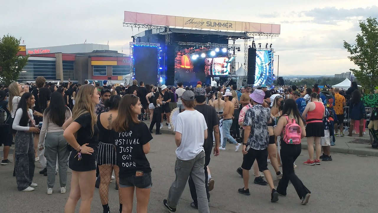 | Alan Walker | Live @ Chasing Summers *2025* Calgary AB - YouTube