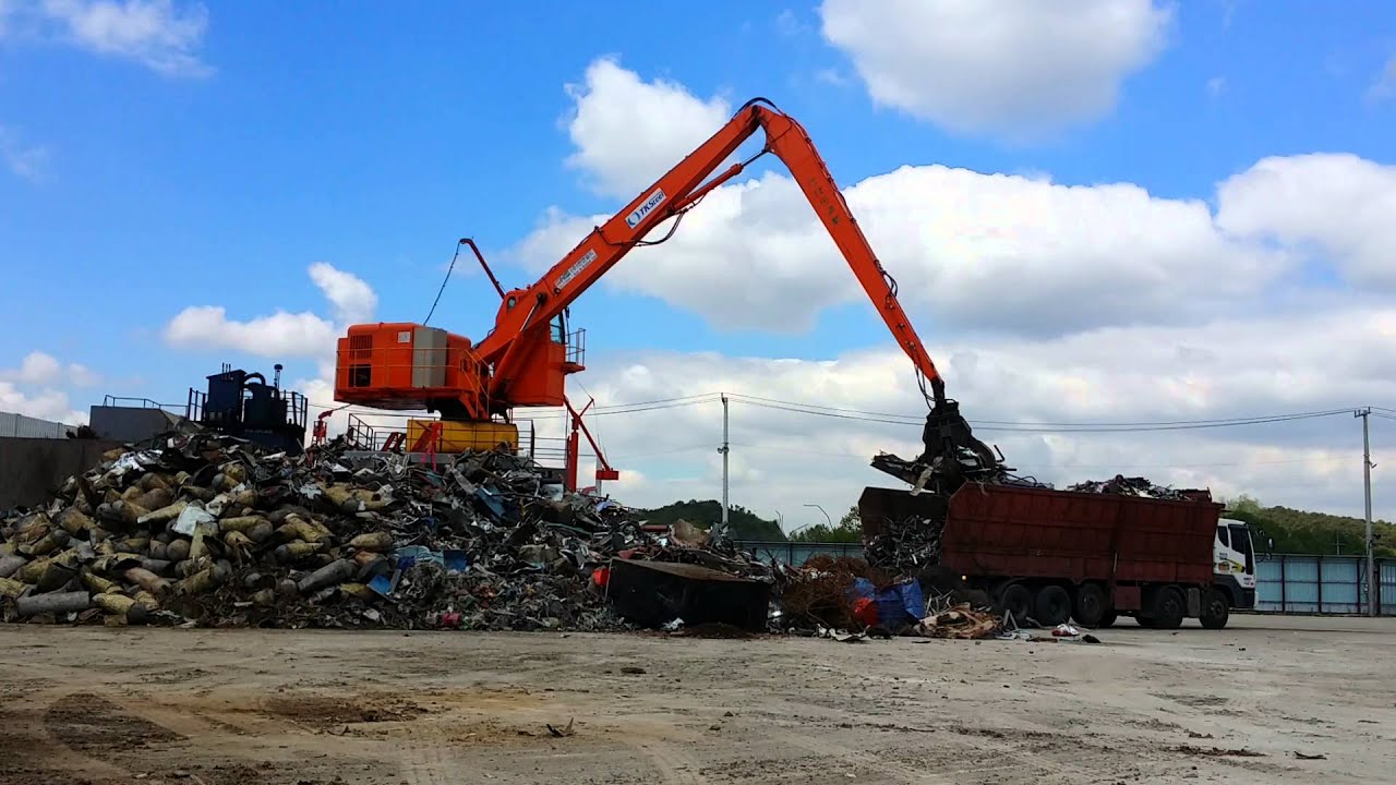 Stationary Electric Material Handler - YouTube