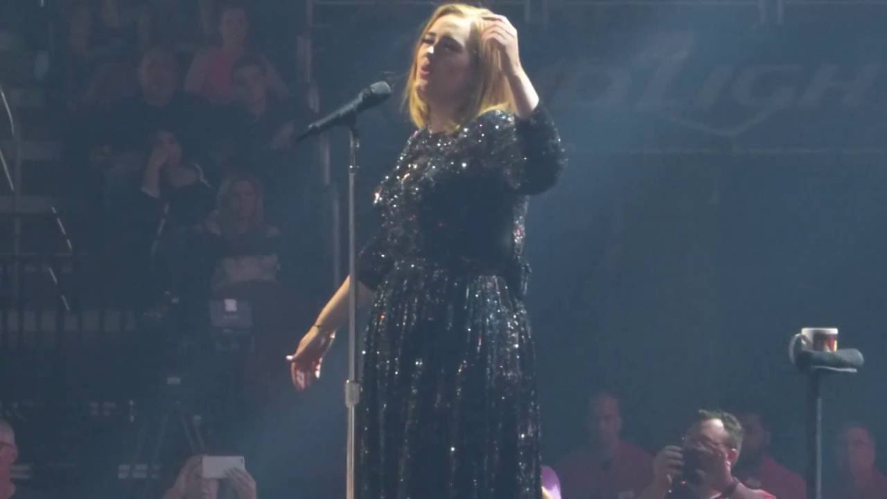 "Skyfall" Adele@Wells Fargo Center Philadelphia 9/9/16 - YouTube