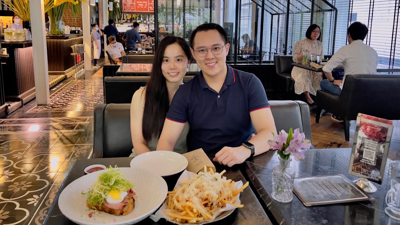 Brunch date at PS.Cafe Palais Renaissance! - YouTube