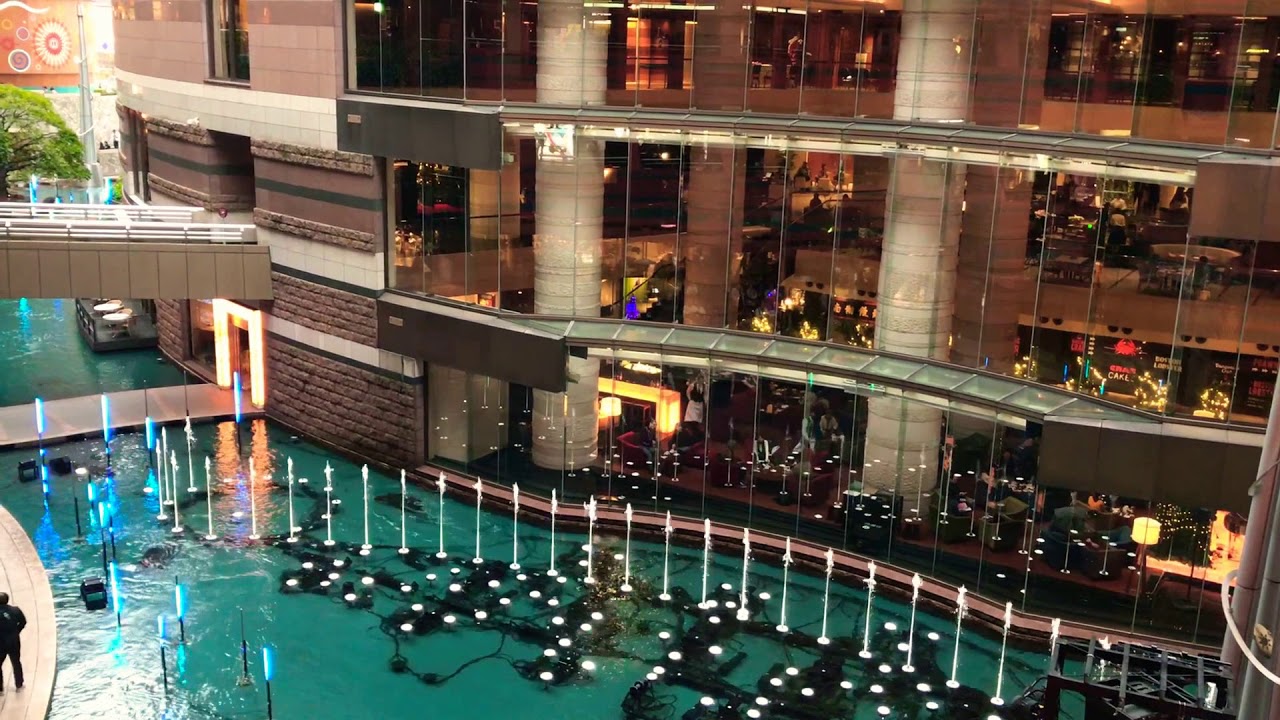 Canal city fountain show ride of the valkyries - YouTube