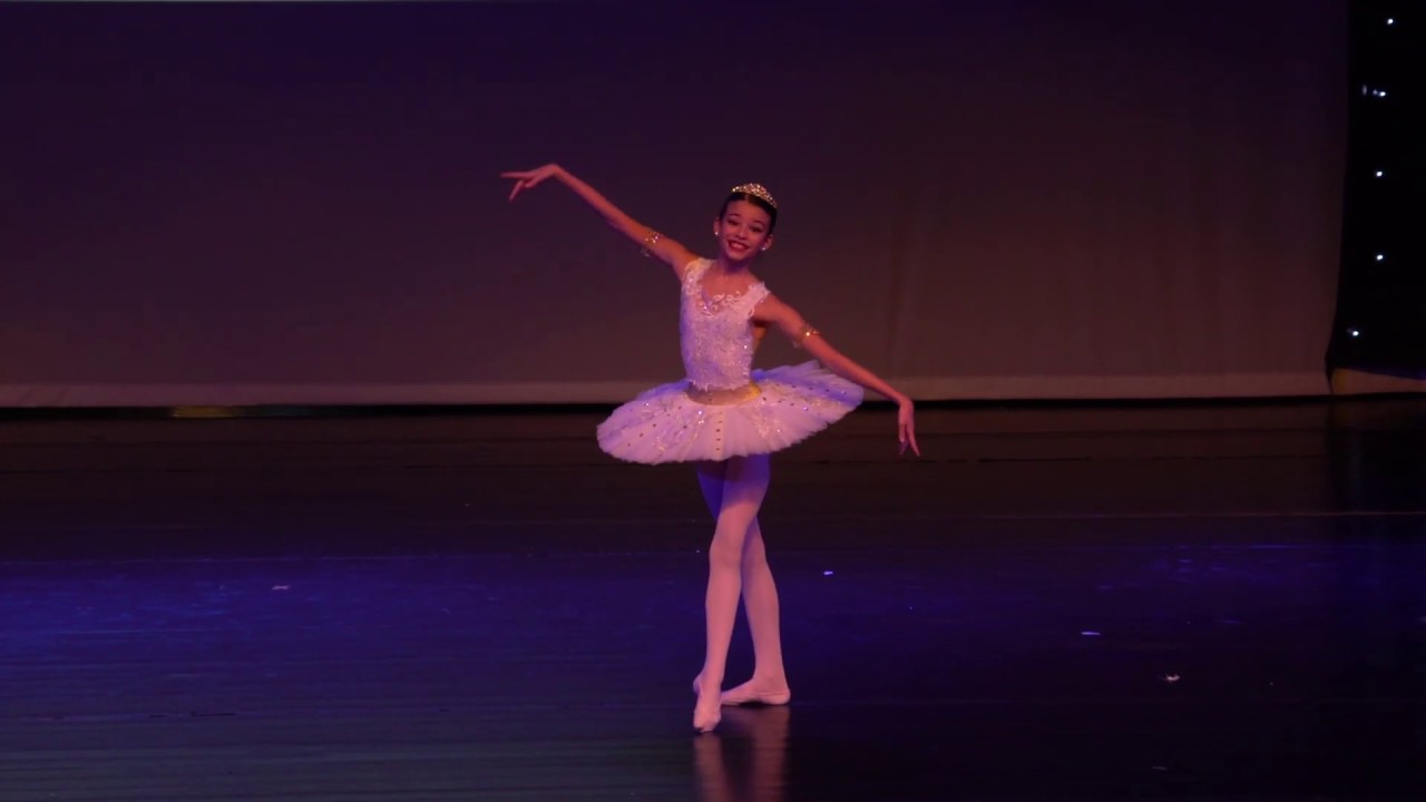 "Raymonda" - Martha Savin - YouTube