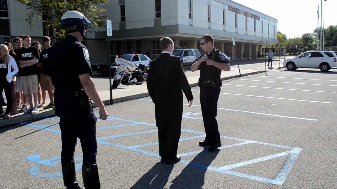 Mock DUI crash at North Hills High School - YouTube