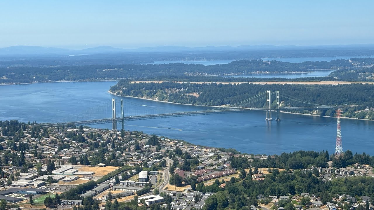 RNAV 17 approach practice with a hold - YouTube