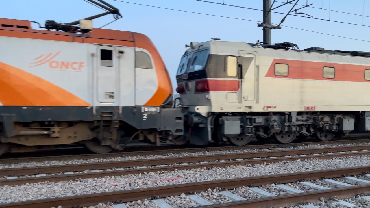 ONCF E-1454+E-1256 Assurant la ligne Oujda-Tanger - YouTube