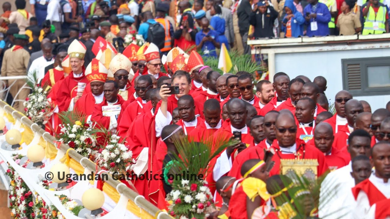 Magnificent Entrance Procession during Uganda Martyrs Day 2023 - YouTube