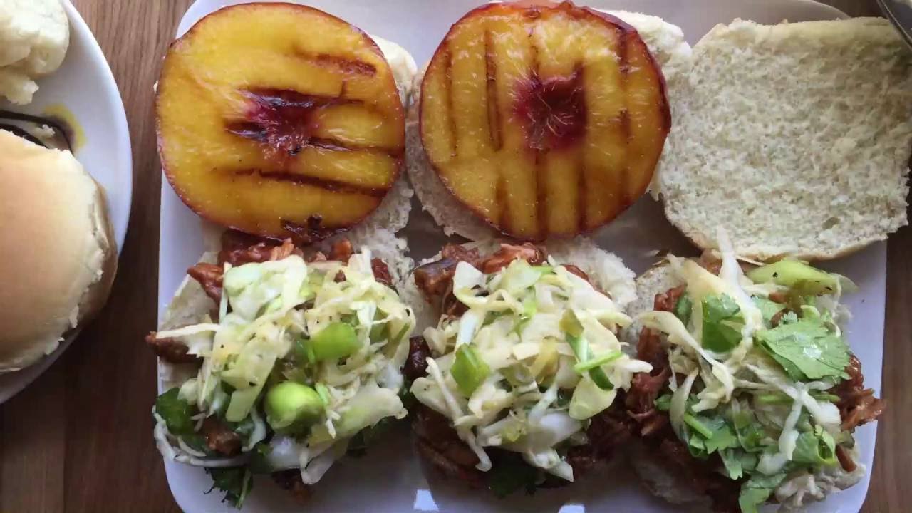 Juicy and tender Peach Pulled Pork Sliders - YouTube