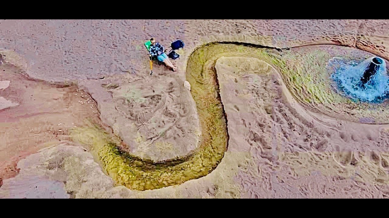 Sand River In MASSIVE Sandbox --- Flowing Water - YouTube