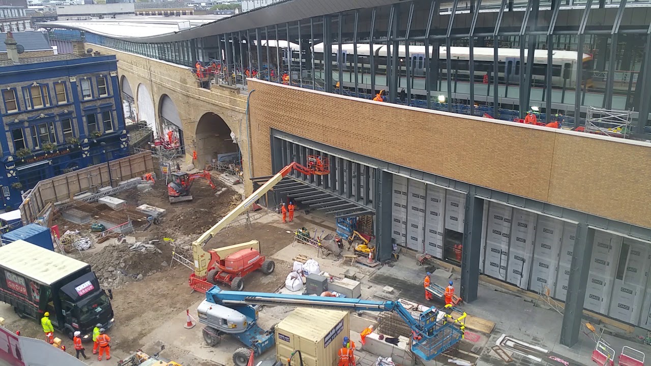 Time-lapse of redevelopment work at London bridge station 25/10/17 ...