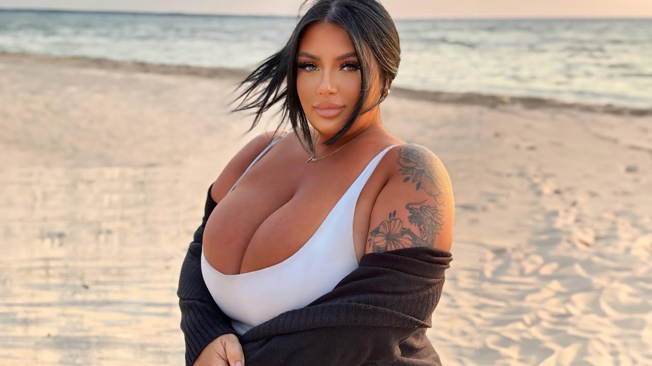 Ashley Bova Great Curvy Model Biography, Wiki, Plus Size Fashion, New Fashion Looks 2024 - YouTube