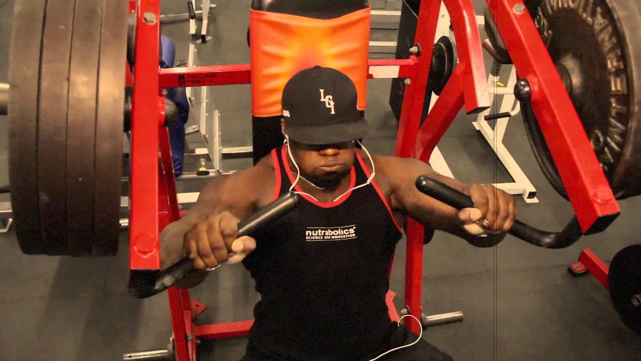 NUTRABOLICS JONNI SHREVE- OFFSEASON CHEST TRAINING - YouTube