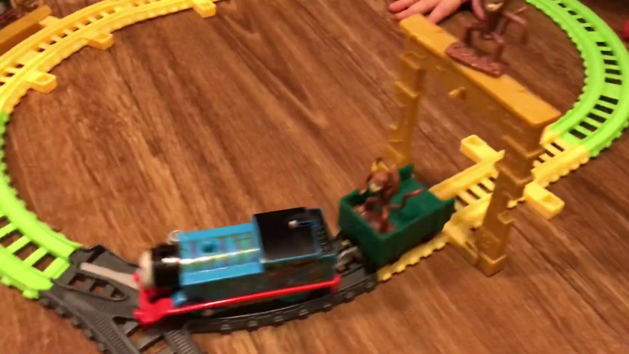 @roganstoys6672 -thomas trackmaster monkey palace set#thomasandfriends ...