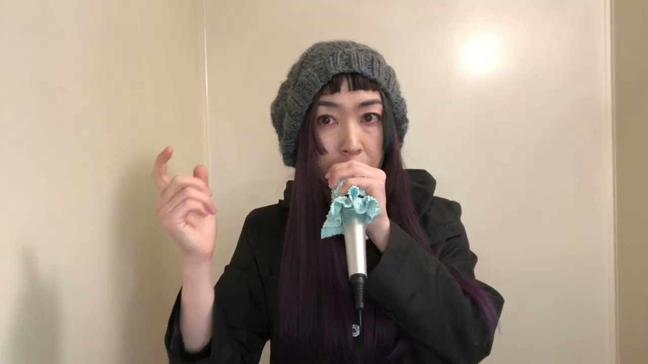 My first attempt to Human Beatbox! After 3 weeks practicing. - YouTube