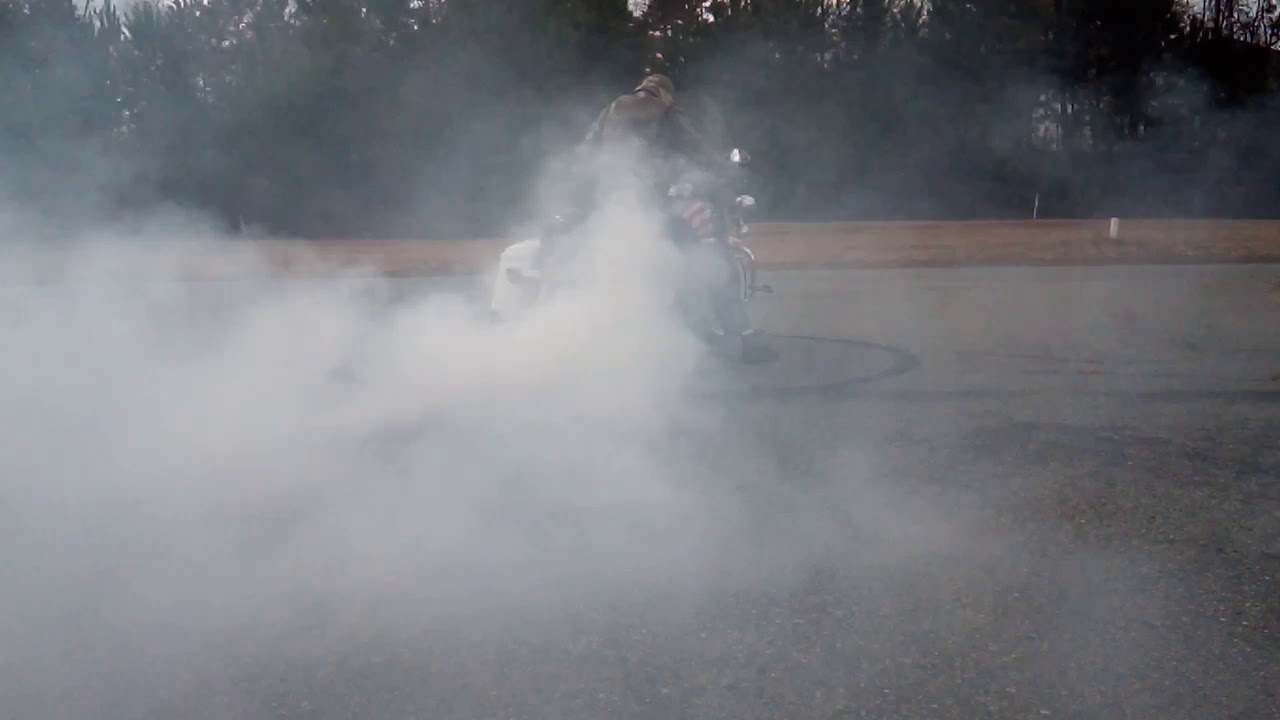 Cletus T Jethro Harley Burn Out - YouTube