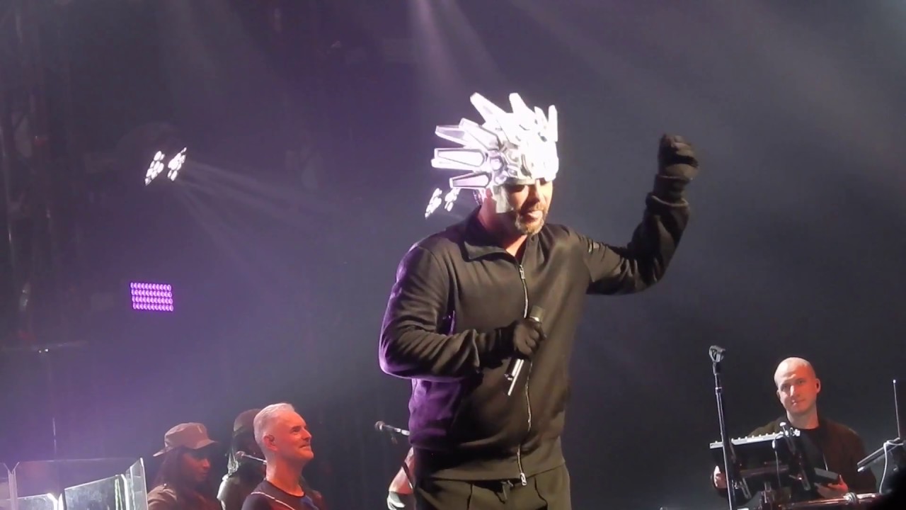 Jamiroquai - Virtual Insanity -Live in Tokyo 15 Sept. 2017 - YouTube