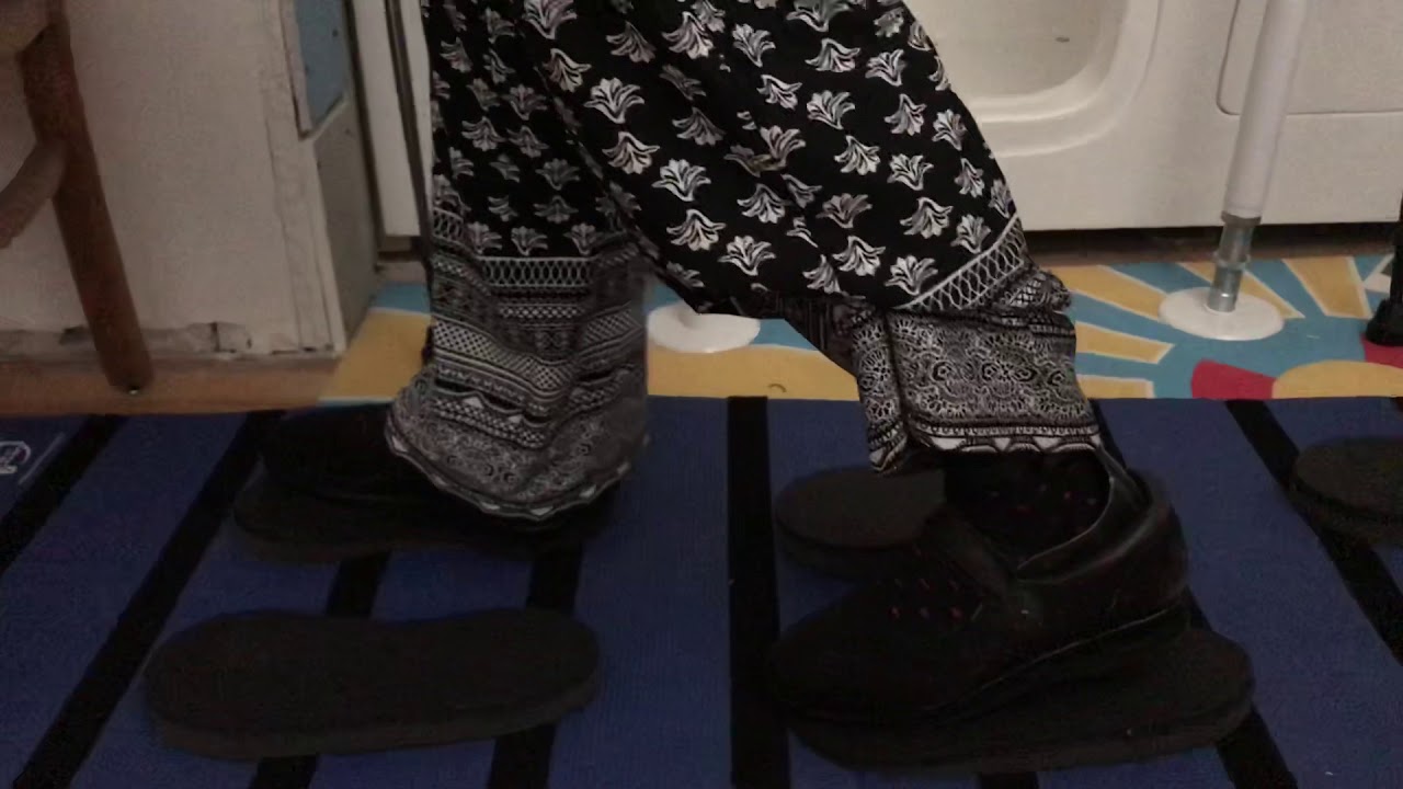 Pre-gait weight shift exercise - YouTube