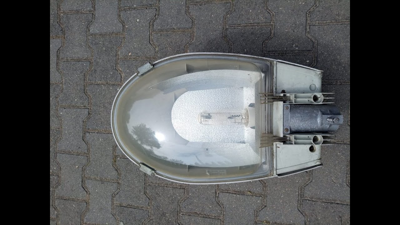 zapłon oprawy ulicznej philips malaga sgs 102 - YouTube