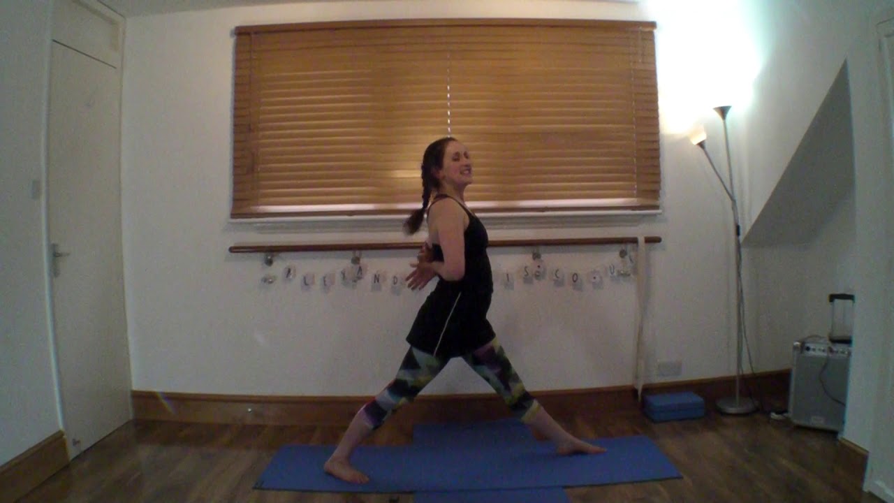 Mini Fun Yoga Flow 3 - YouTube