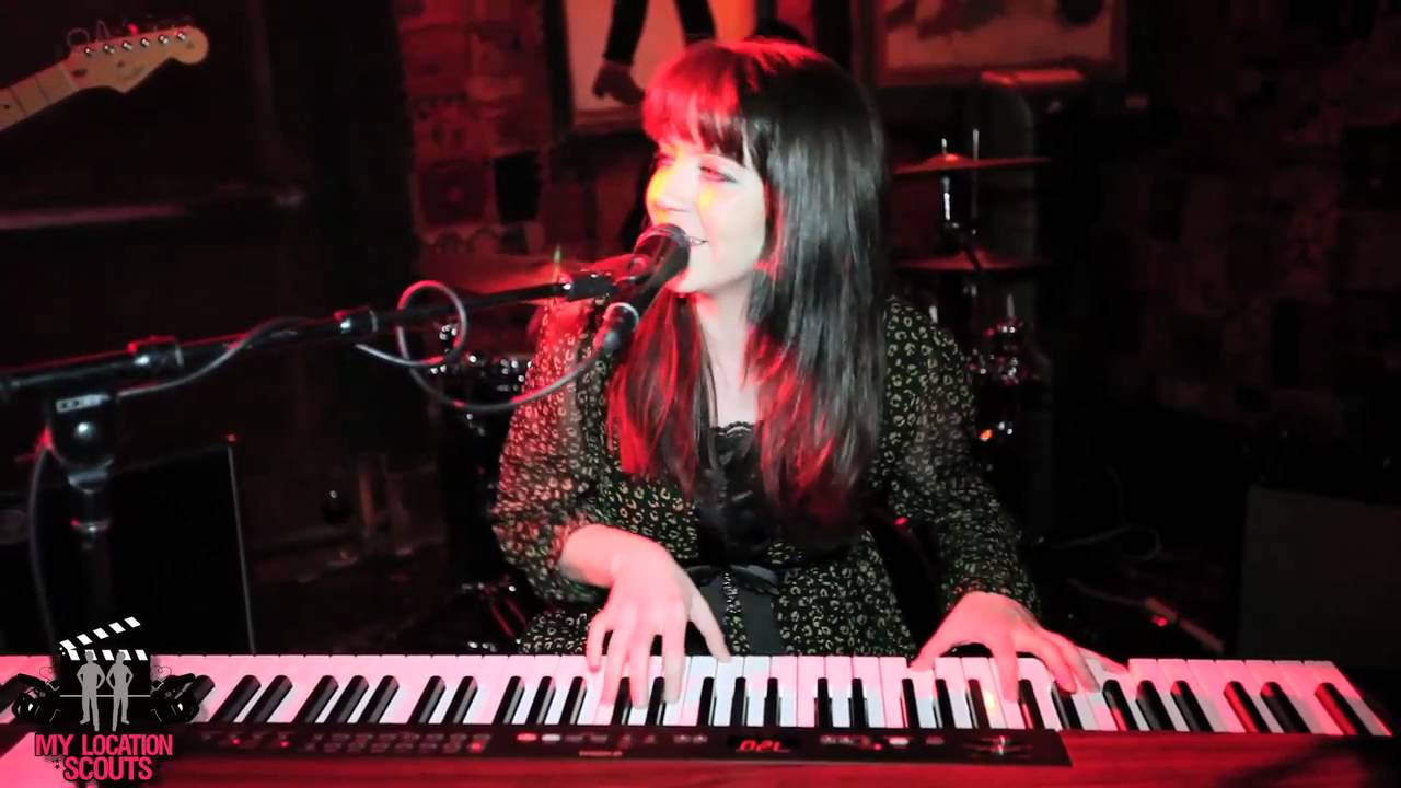 Danielle Oliver - "ADVICE" - House of Blues Album Release Show - YouTube