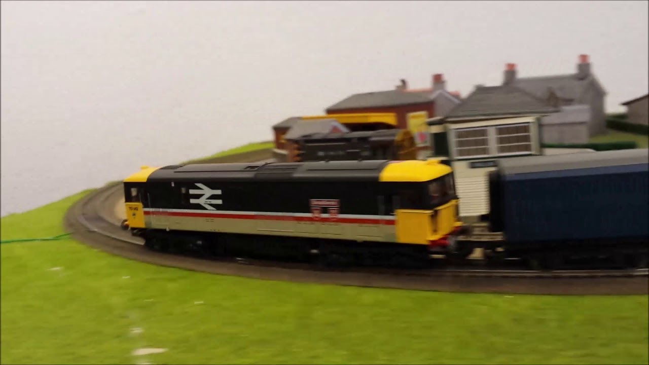 LIMA 205194 BR Class 73 Loco Broadlands No 73142 InterCity L44677 - YouTube