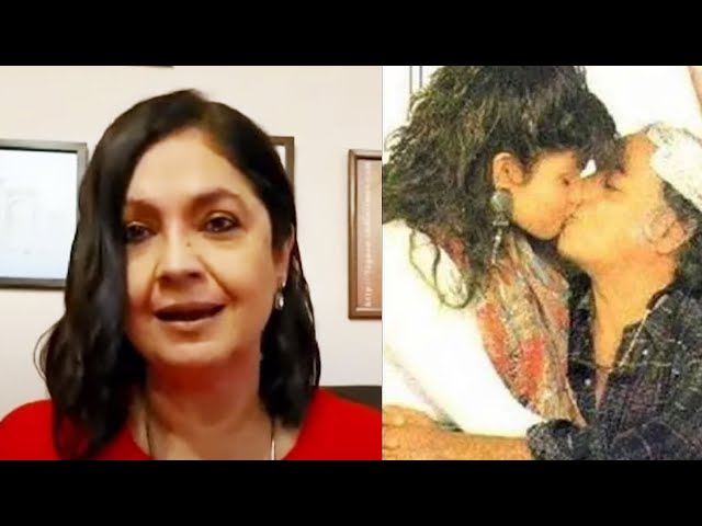 Pooja Bhatt Mahesh Bhatt Kiss