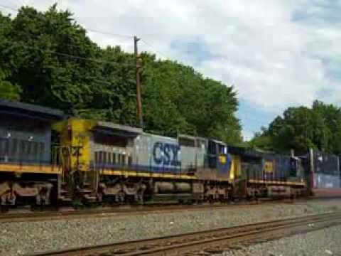 CSX Q008 POWERS THRU CP10 IN TEANECK NJ, RIVER LINE - YouTube