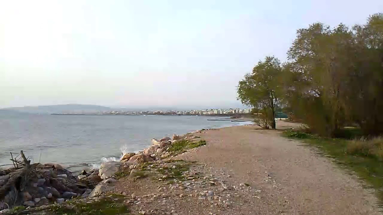 Ελληνικό αγιος κοσμας - YouTube