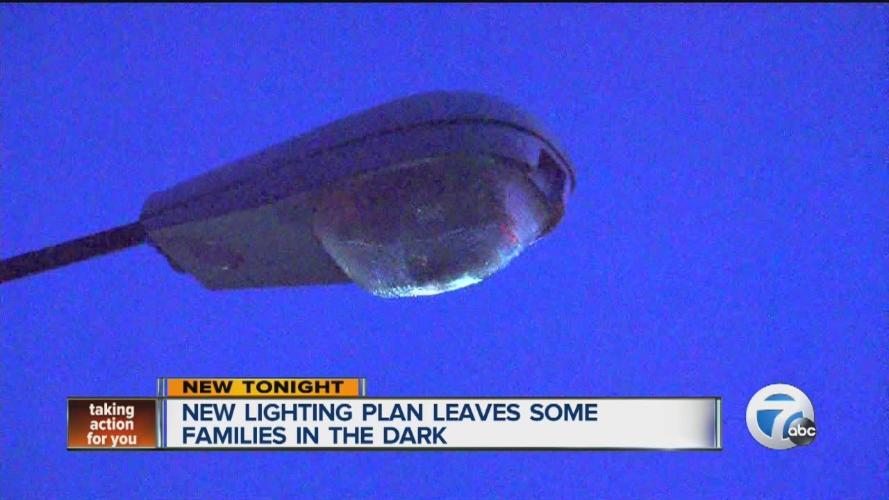 New Detroit lighting plan leaves some families in the dark - YouTube