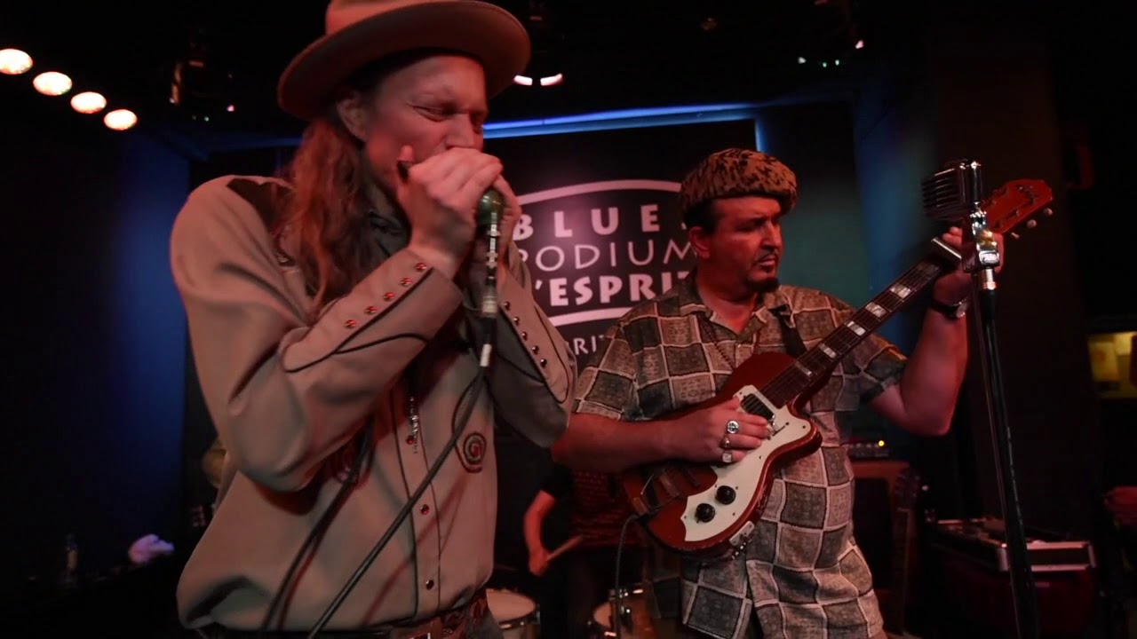 Little Victor &Little hat - YouTube