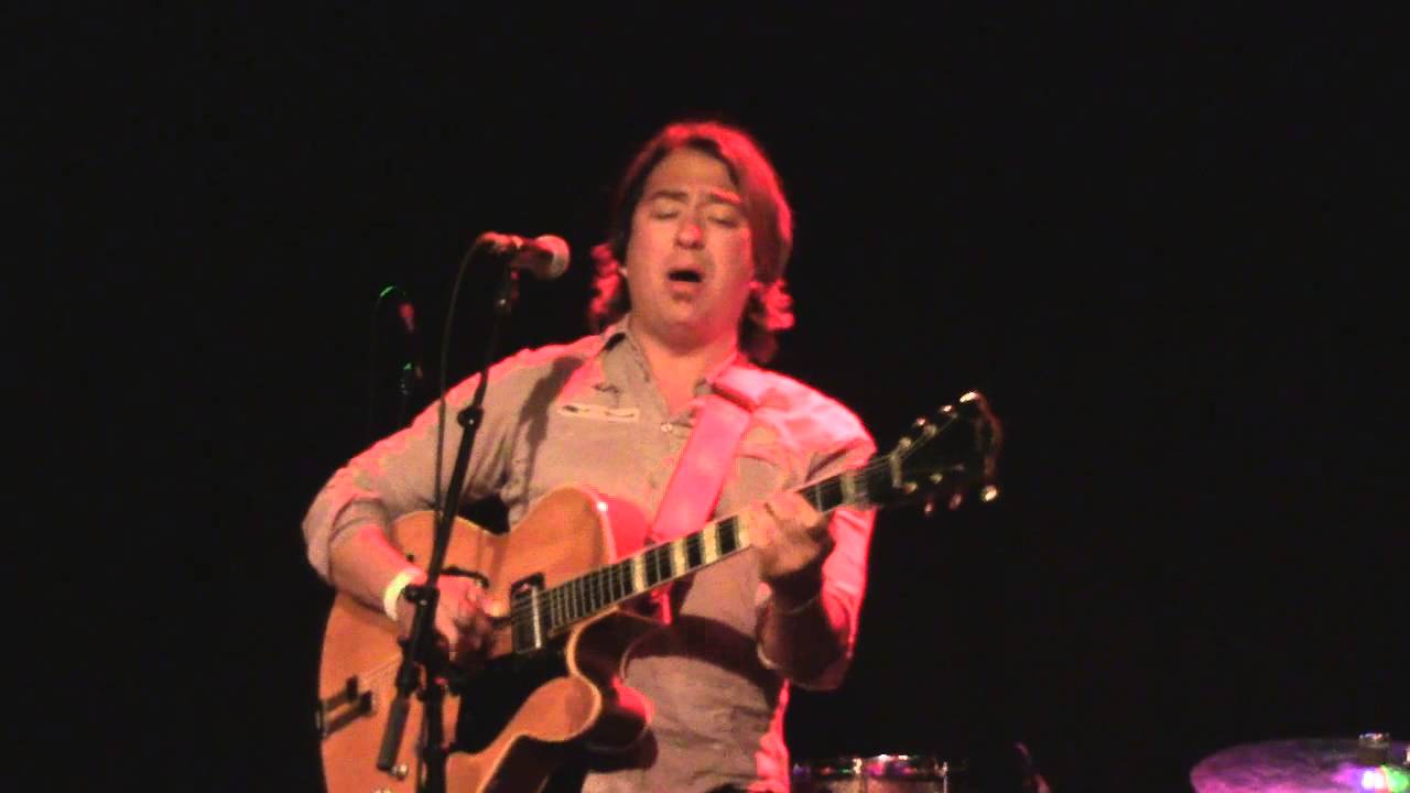 Beartoe @ The Social (Orlando) 11 April 2014 - YouTube