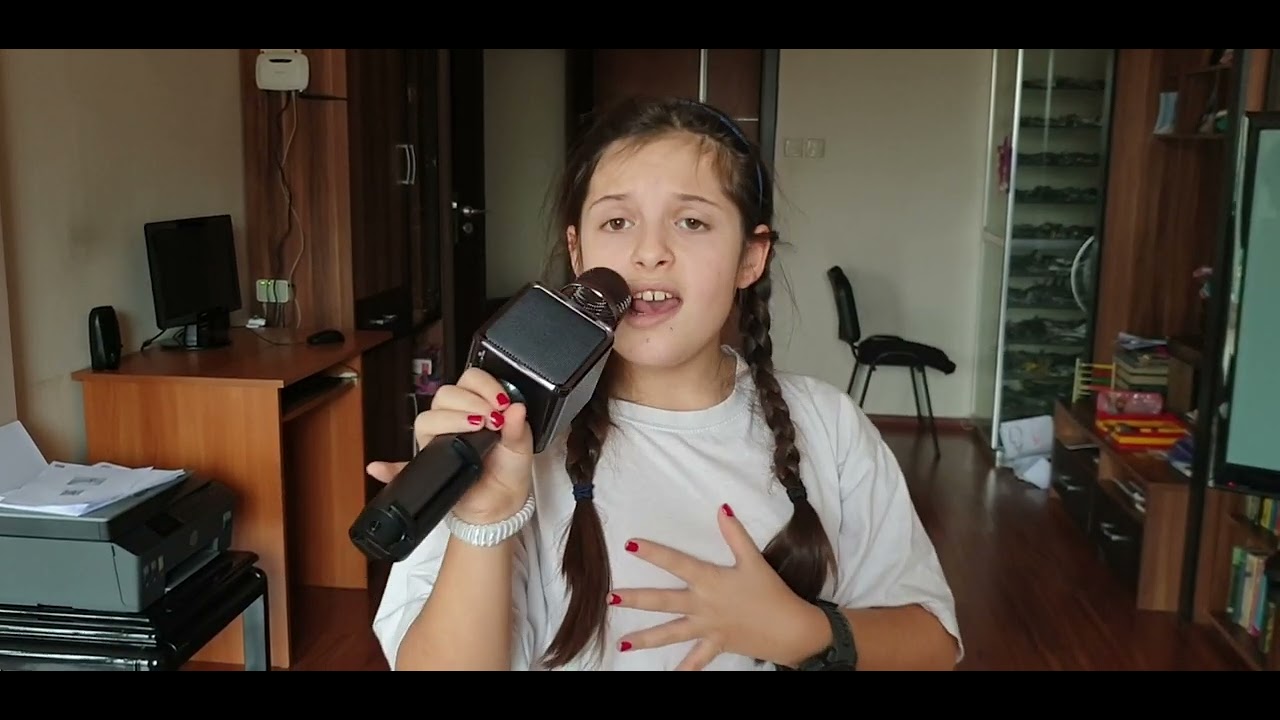 Victoria sing the song of Mariah Carey "Without you"! 🥰💜 - YouTube