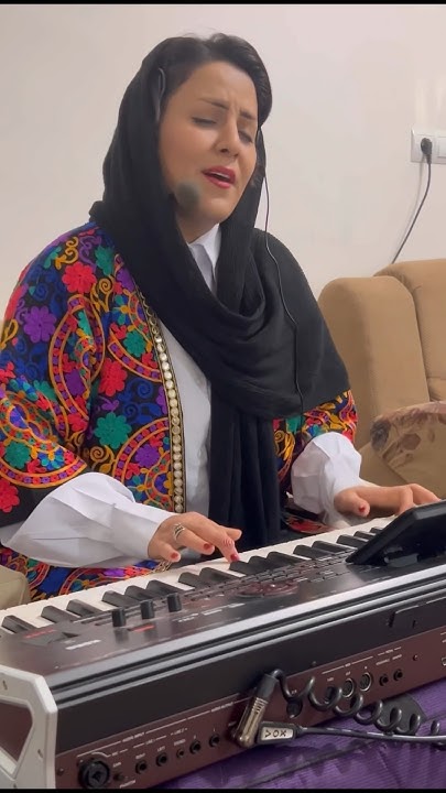 گوشه ای از ترانه چشای تو دیدن داره از گرشا رضایی تقدیم به نگاهتون😍 ️ Youtube