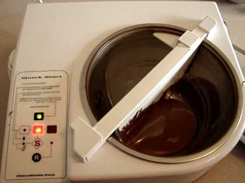 How to temper chocolate, tempering chocolate REV1 - YouTube
