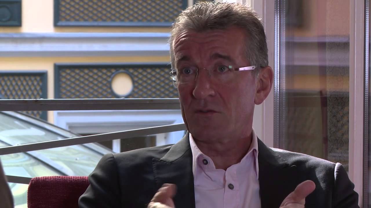 Design2Disrupt: Didier Bonnet (Capgemini Consulting) - YouTube