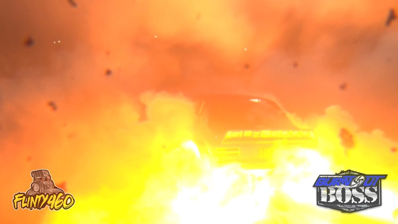 LX-383 || INSANE TYRE FIRE AT BURNOUT BOSS - YouTube