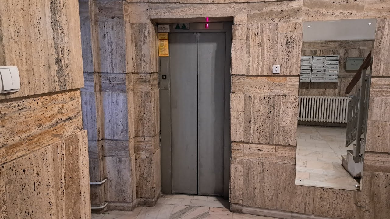 IFMA Traction Elevator @ Bulevardul Unirii, no.14, bl.6, sc.2 ...