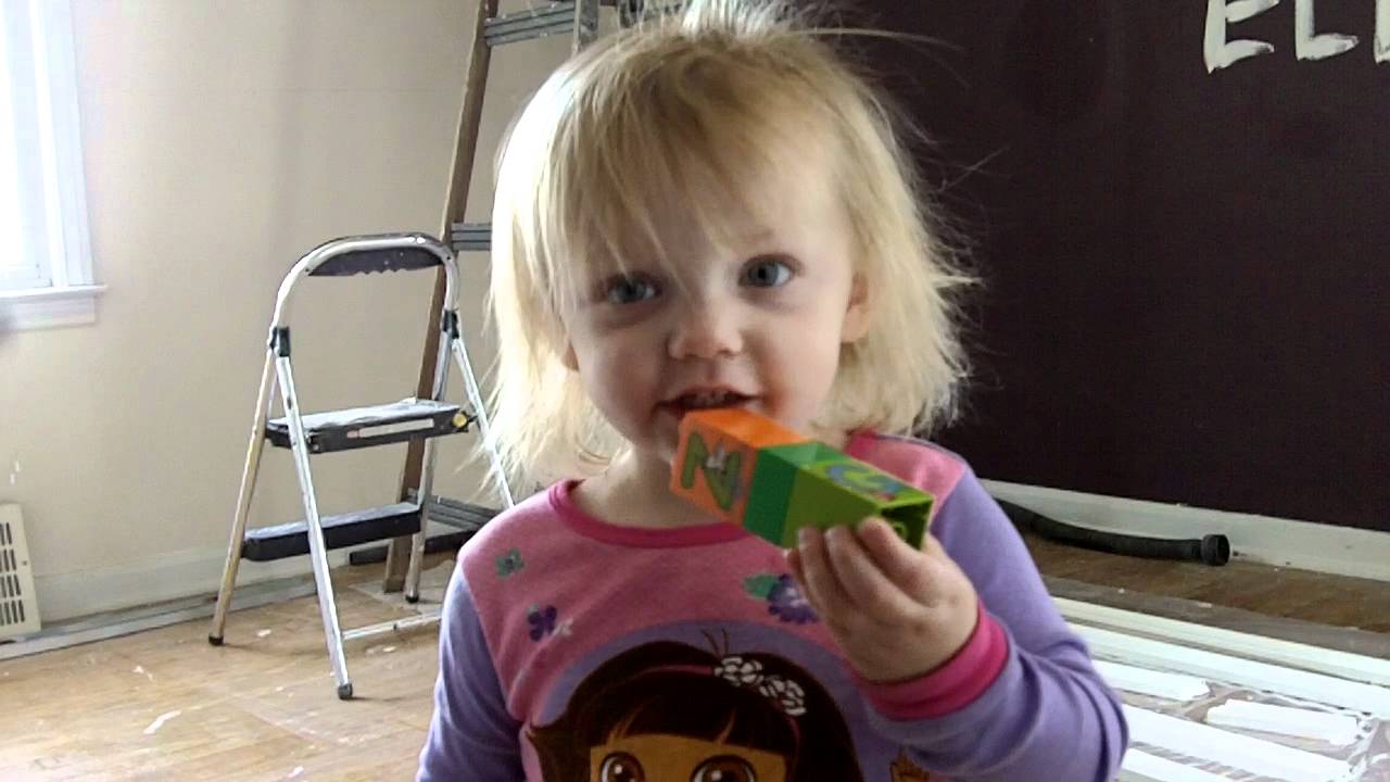 Ella yelling 'Echo' in her new room - YouTube