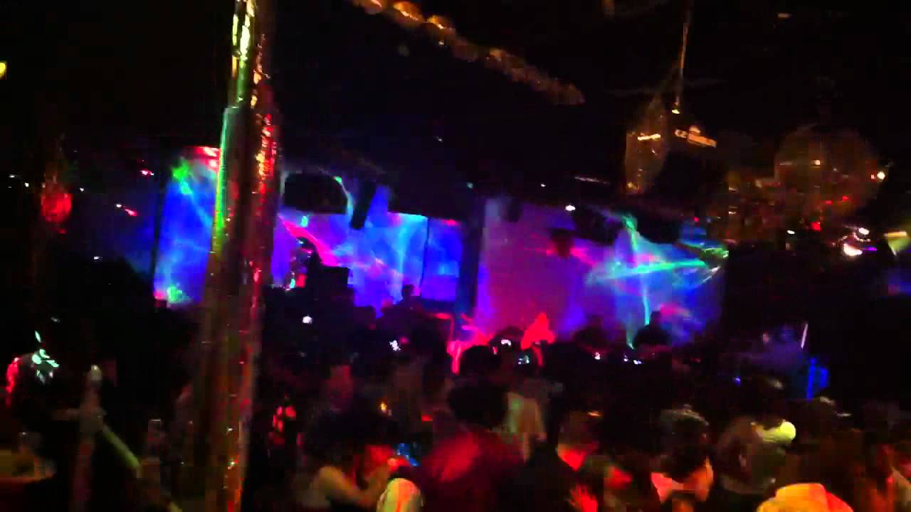 Mal encachado y buchon larry hernandez - YouTube